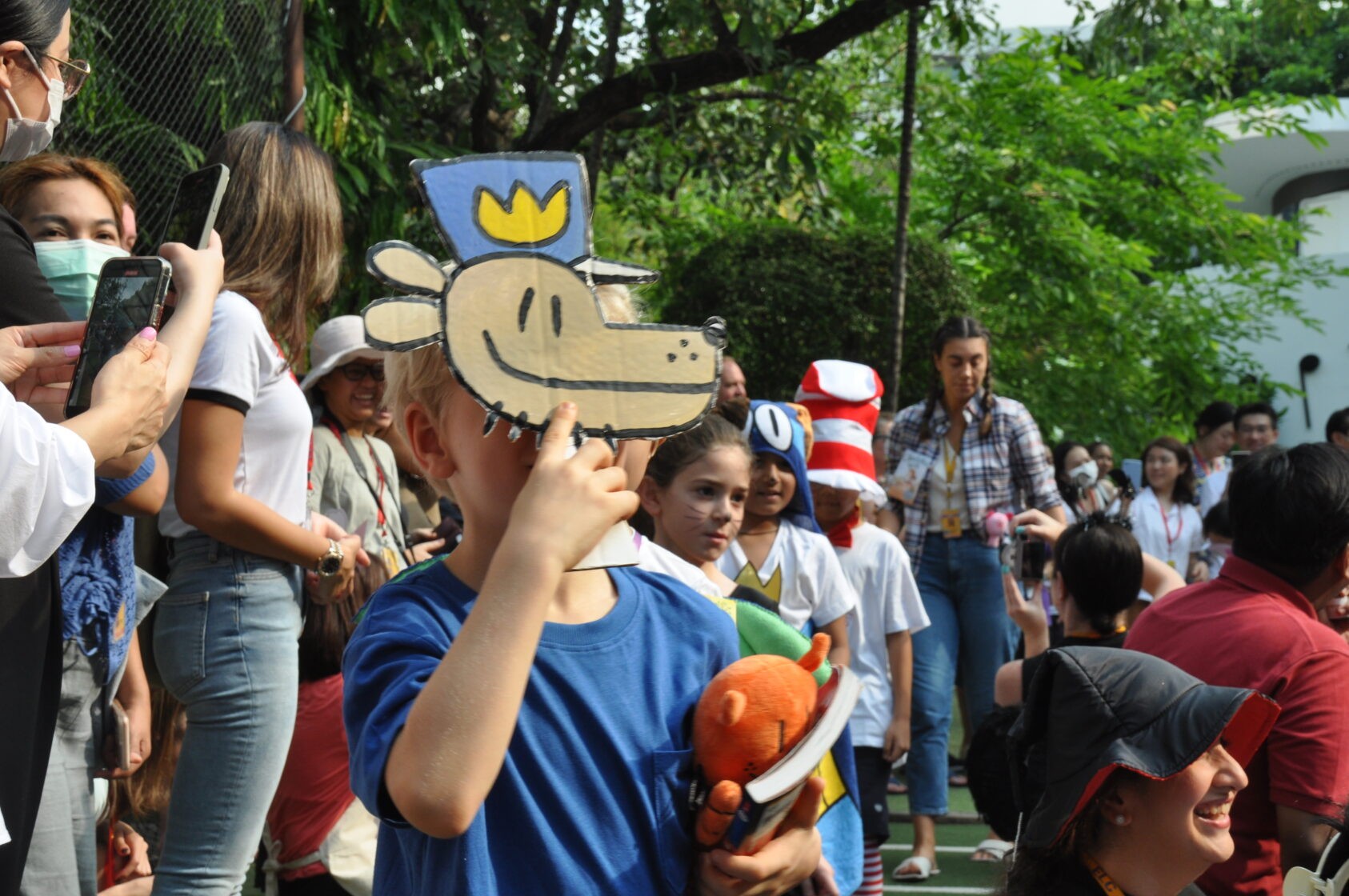 Elephant Trunk Awards and Book Character Parade - ELC Blog
